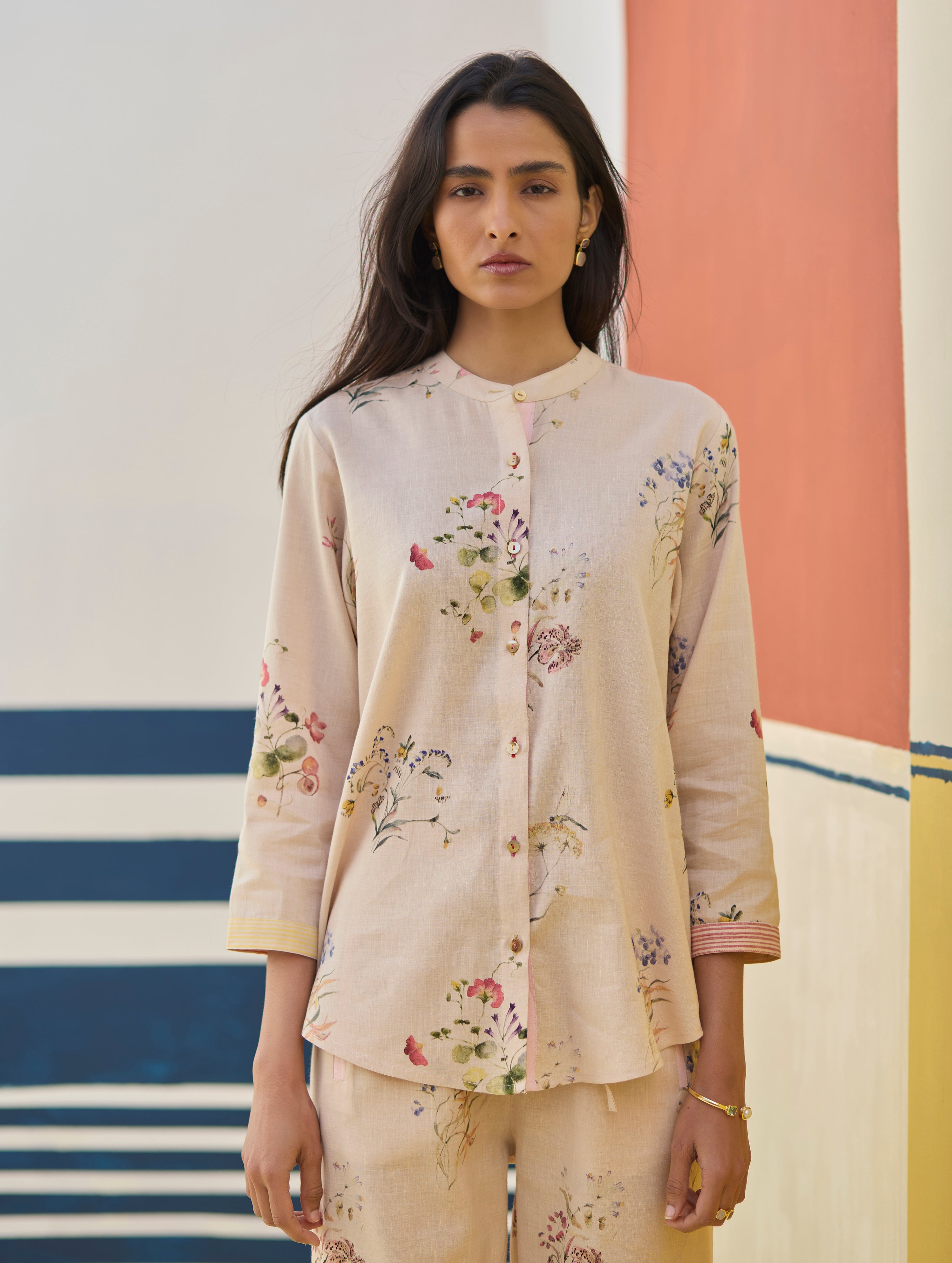 Vani Watercolour Floral Shirt - Sand – Manan