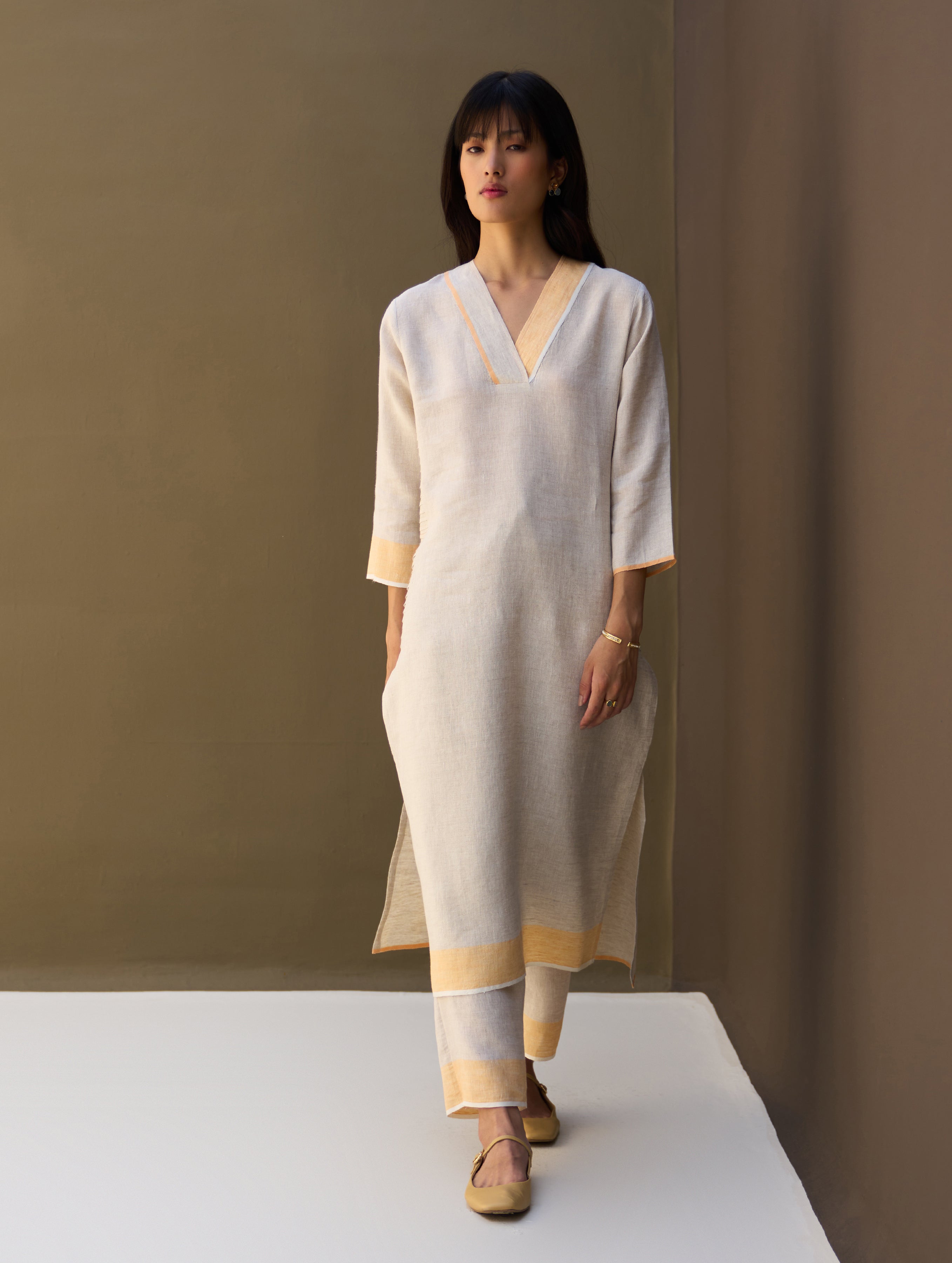 June Border Linen Pleated Kurta - Natural – Manan